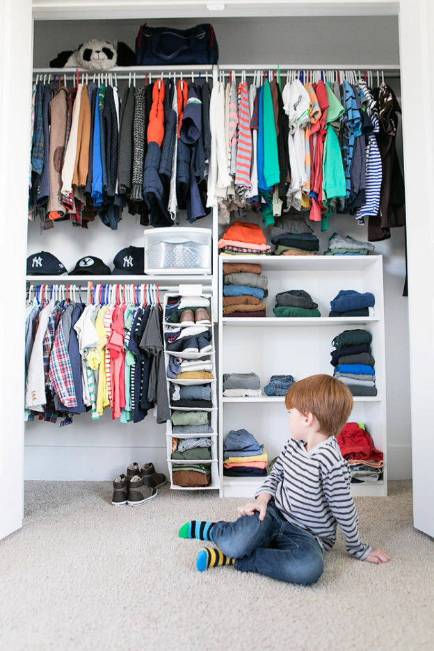 4 Life-Changing Steps to Foolproof your Kids Daily Outfit Routine // Mo ...